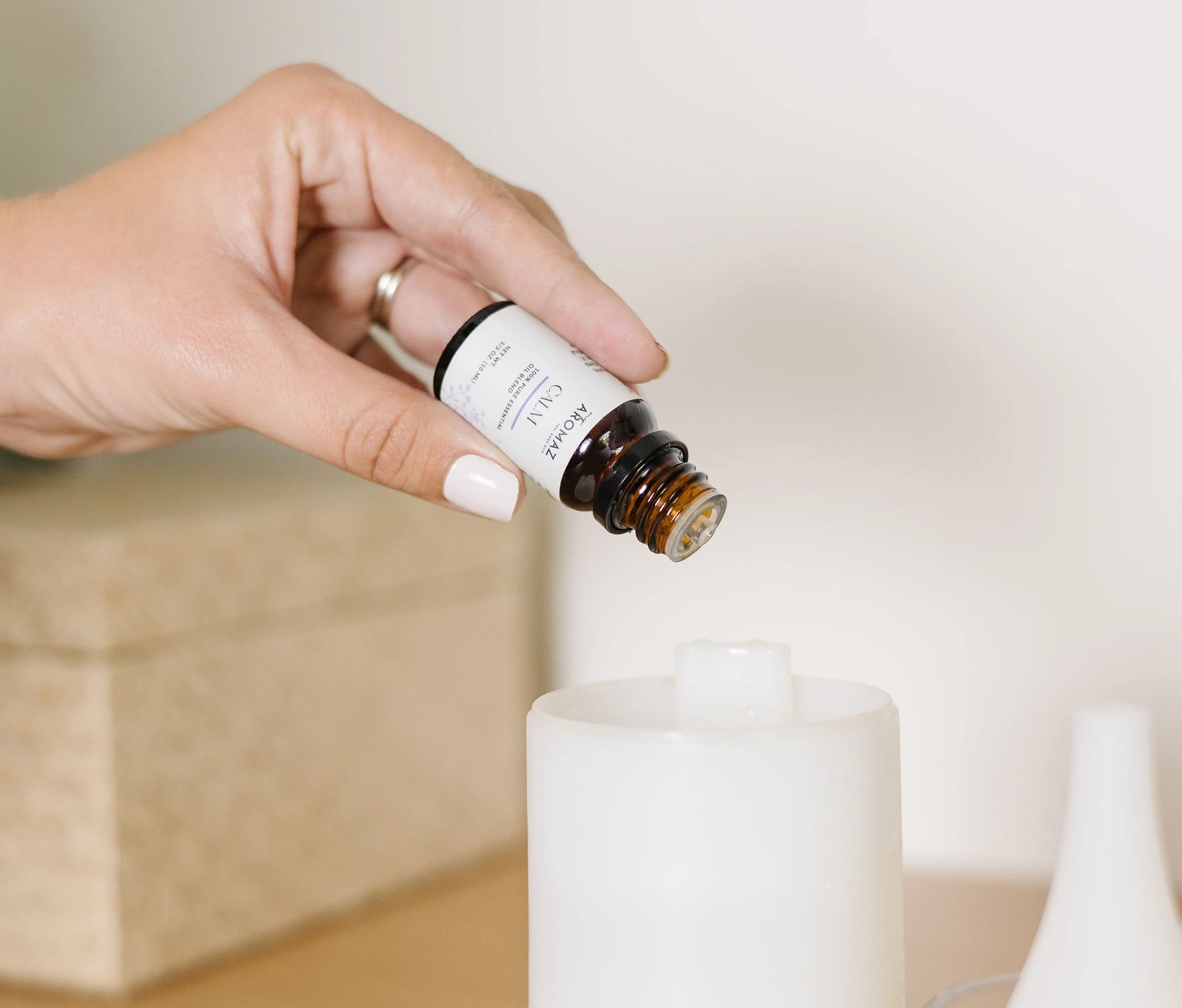 The Science Behind Aromatherapy | How It Affects Your Mind and Spirit